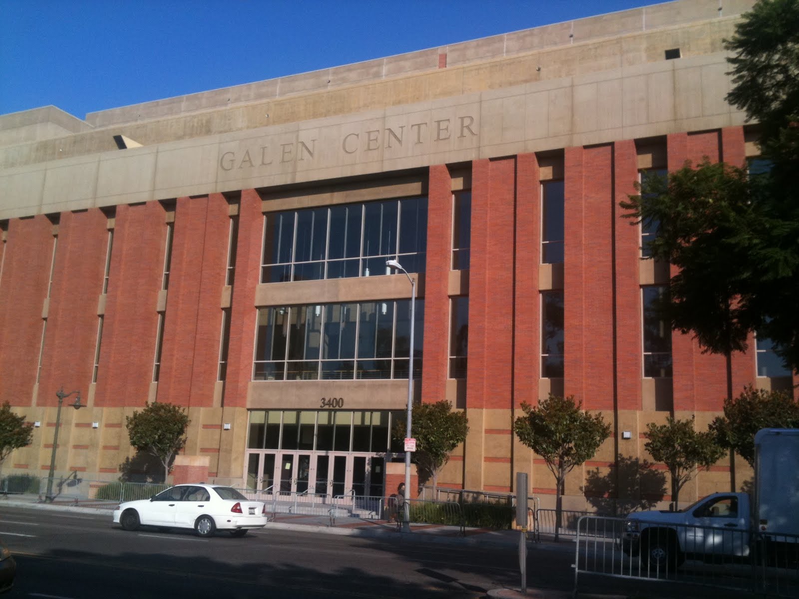 JE's Writing Academic Blog: The Galen Center at USC