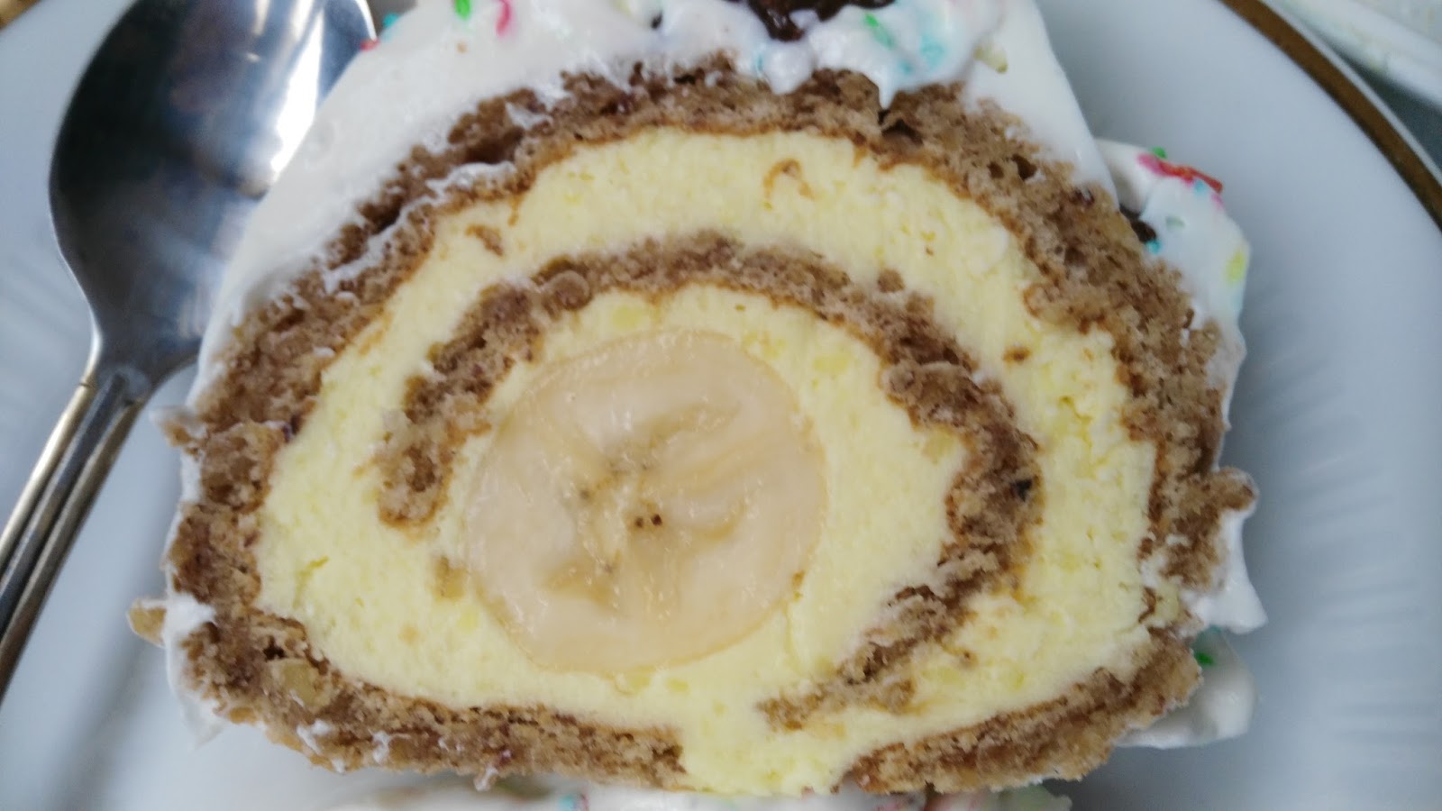 Rolat sa bananama - Bakina kuhinja