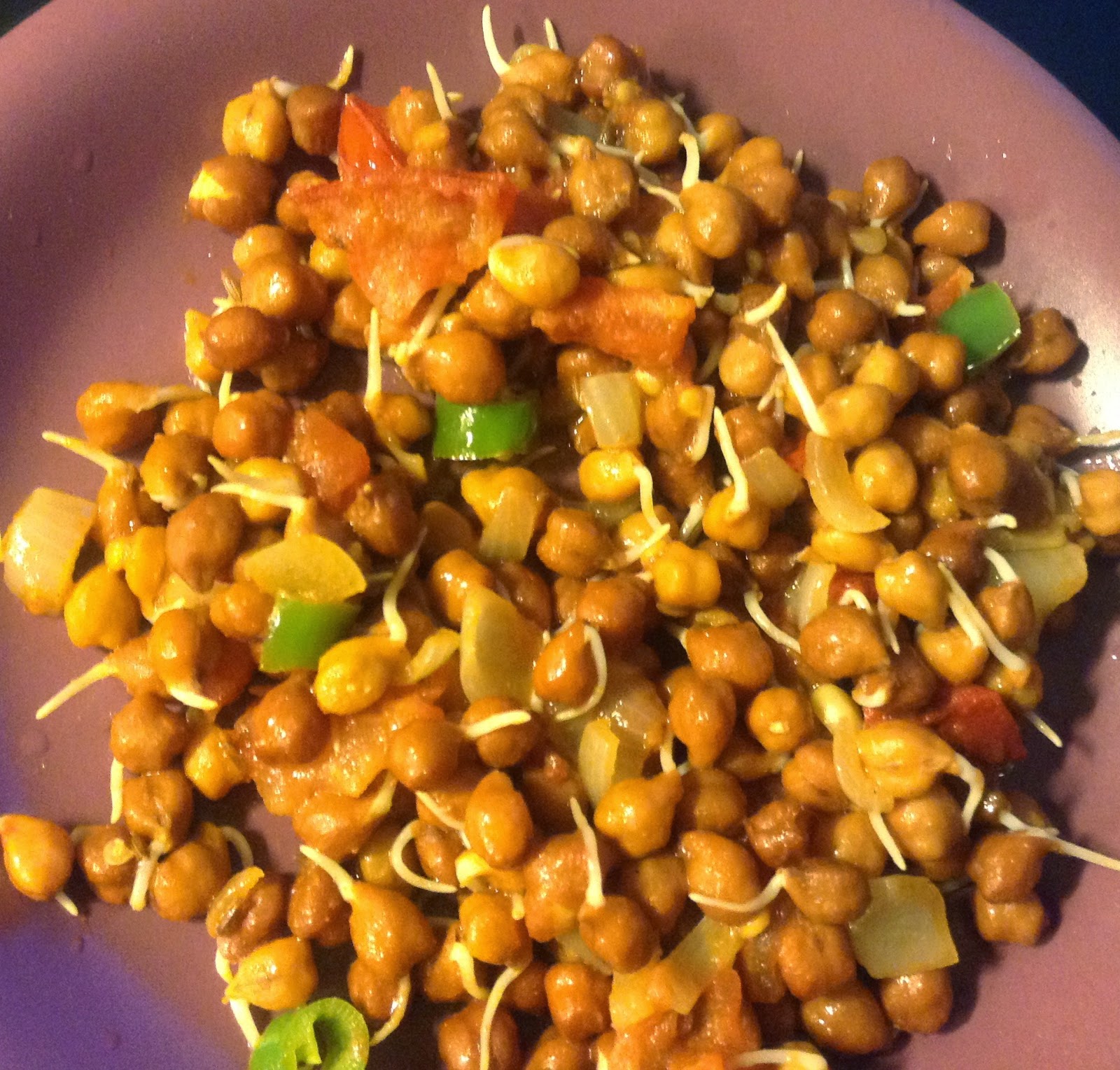 Effervescence: Sprouted Chana Chaat