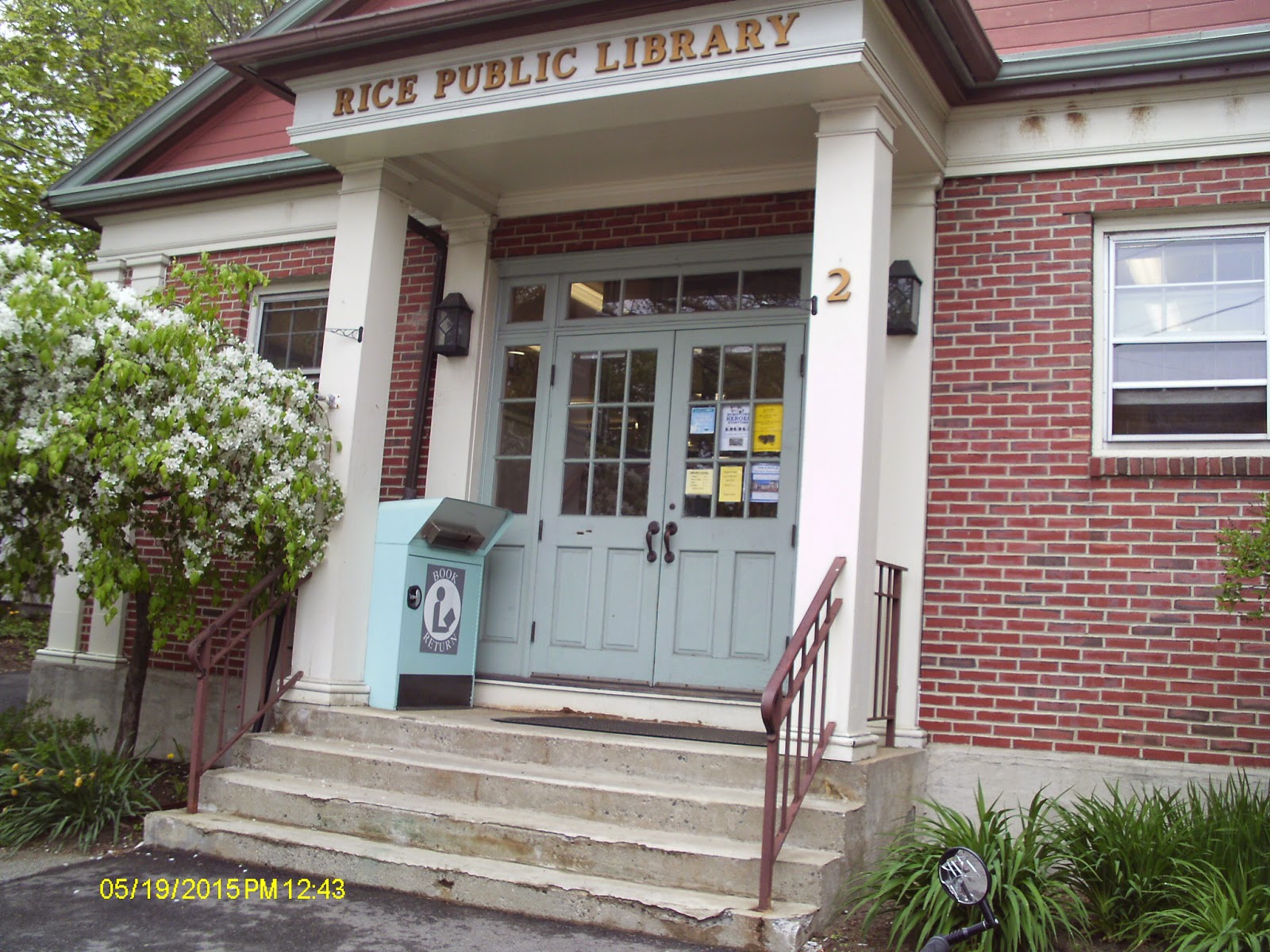 Every Library I Can: 329 Rice Public Library, Kittery, Maine