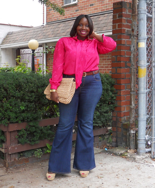 STYLE JOURNEY: 70'S CHIC IN HIGHWAISTED FLARE LEGS - Stylish Curves