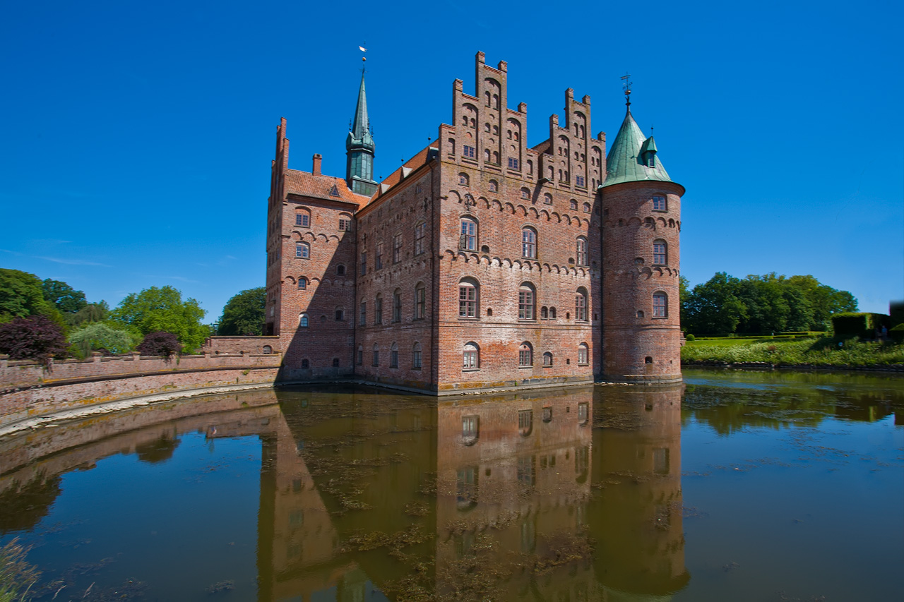 Gravid mor: Slott i danmark