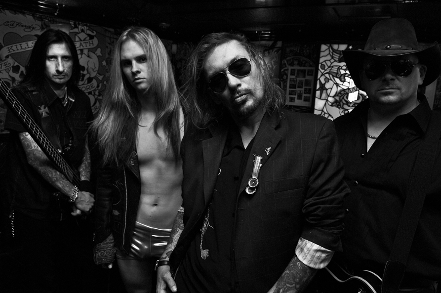 ROCK N ROLL COLLECTION: ZODIAC MINDWARP