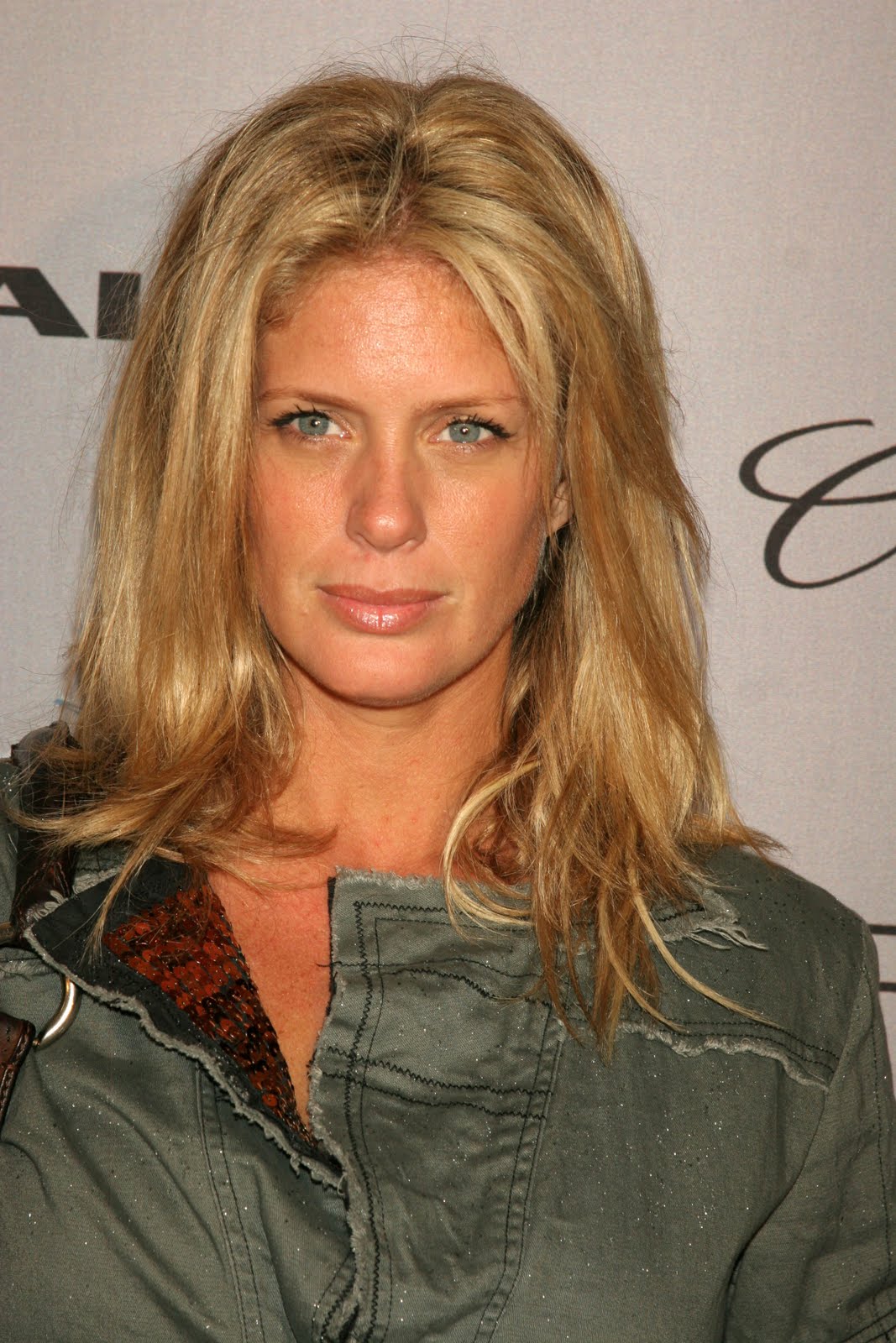 Fashion: [FemCeleb Portraits] Model: Rachel Hunter