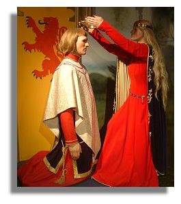 Isabel MacDuff, Woman in a Cage