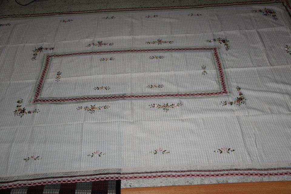 JUALAN ALAS MEJA BEIJING: ALAS MEJA 8 - TEPI MERAH