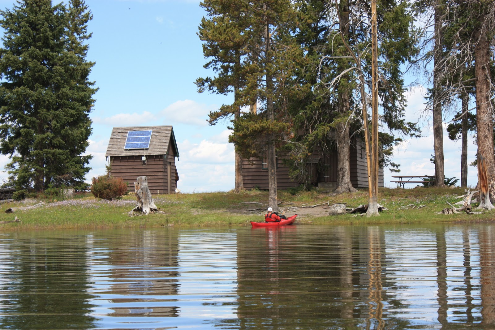 Yellowstone-Teton-Adventures: Kayaking the South Arm of Yellowstone Lake
