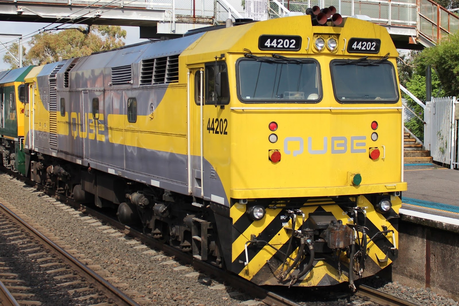 rusted2therails: 442 class The JUMBO