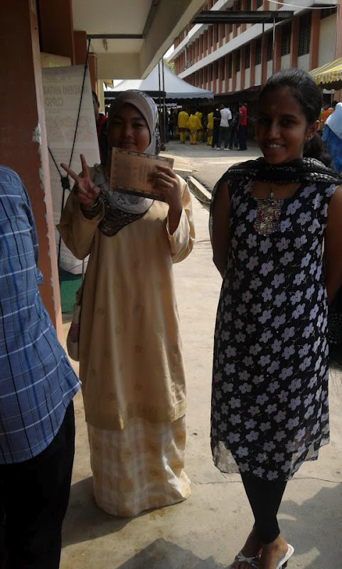 .Monologue.: Majlis Anugerah Kecemerlangan SMK DMS. (DI SEBALIK TABIR)