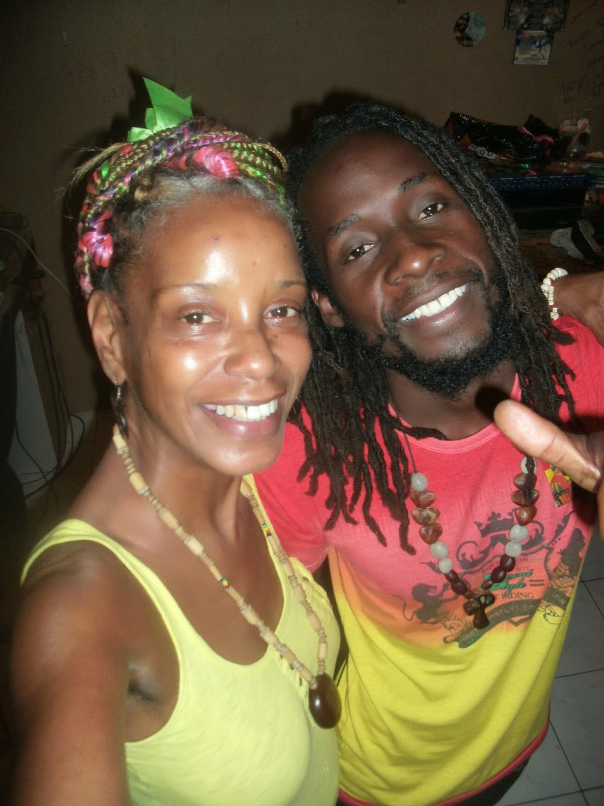 The World of Queen RA!: YARD FROM ABROAD-Whats going on in your YARD ...