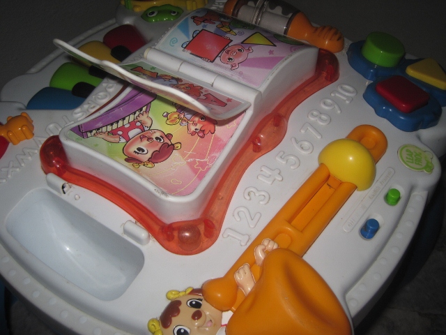 JuaiMurah: Leapfrog Musical Activity Table