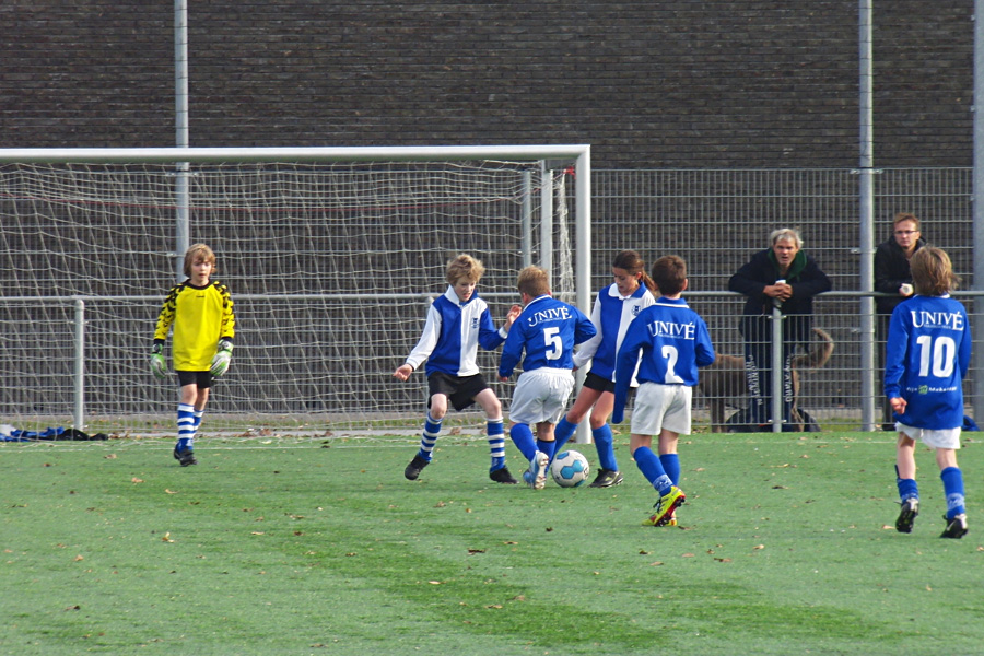 VV Helpman E6 2011-2012: november 2011