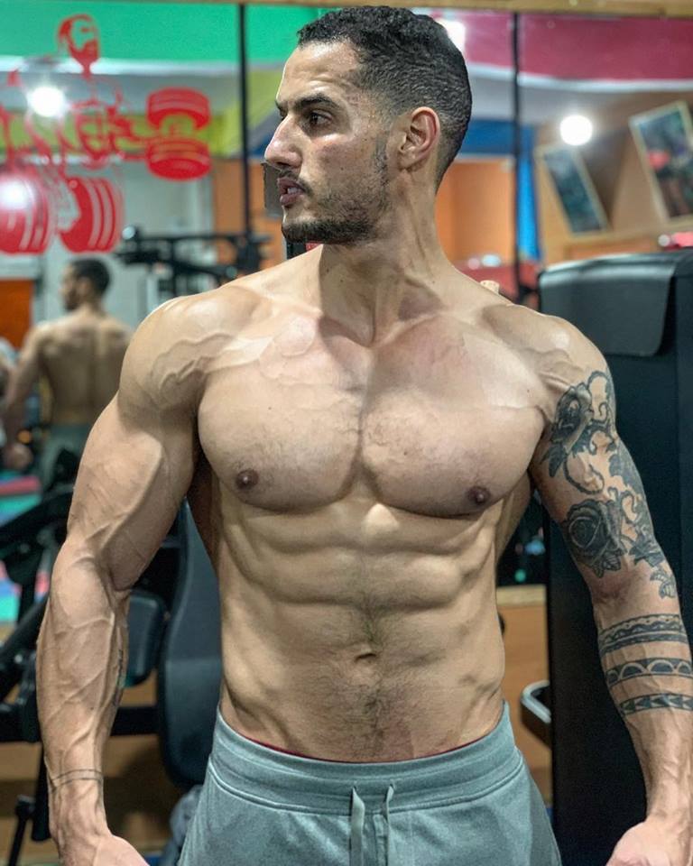 world bodybuilders pictures: morrocan super star bodybuilder nourreddin ...