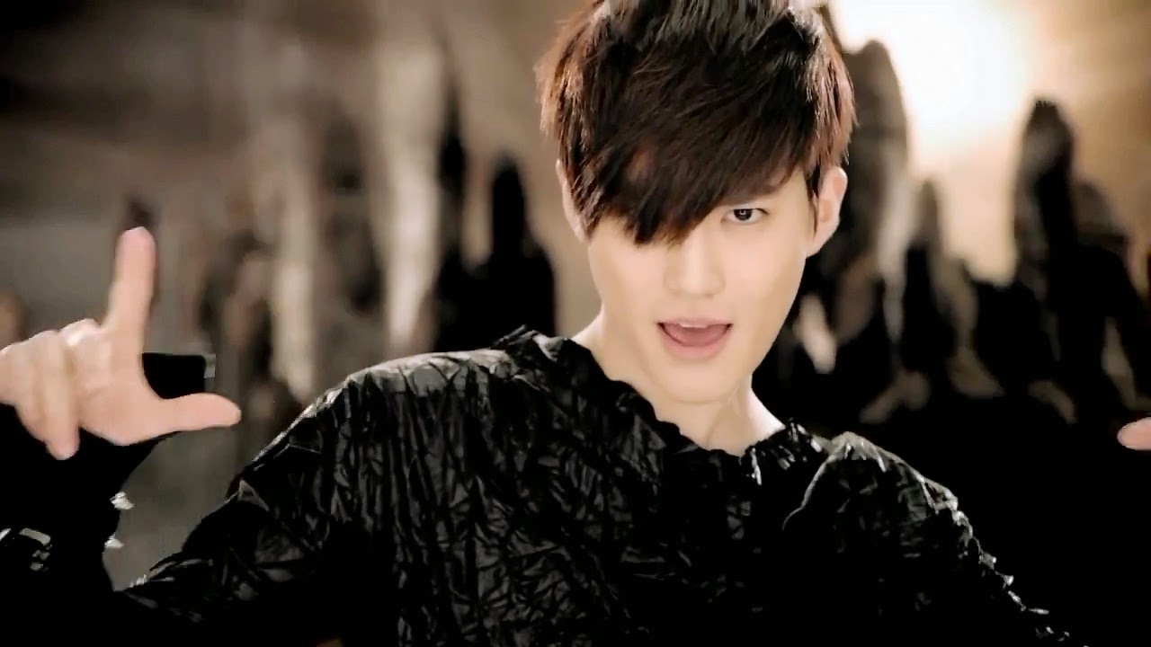 EXO - History MV και who-is-who | I say myeolchi // k-pop in greek