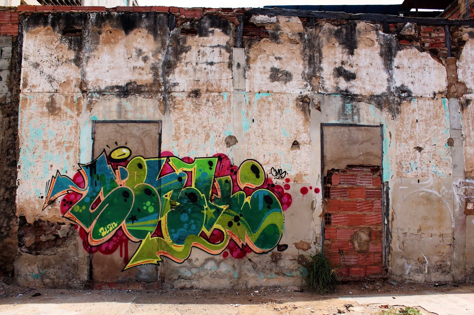 READY 4 RIOTS - Graffiti State of Mind: Writers: SENK CMS (Caracas ...