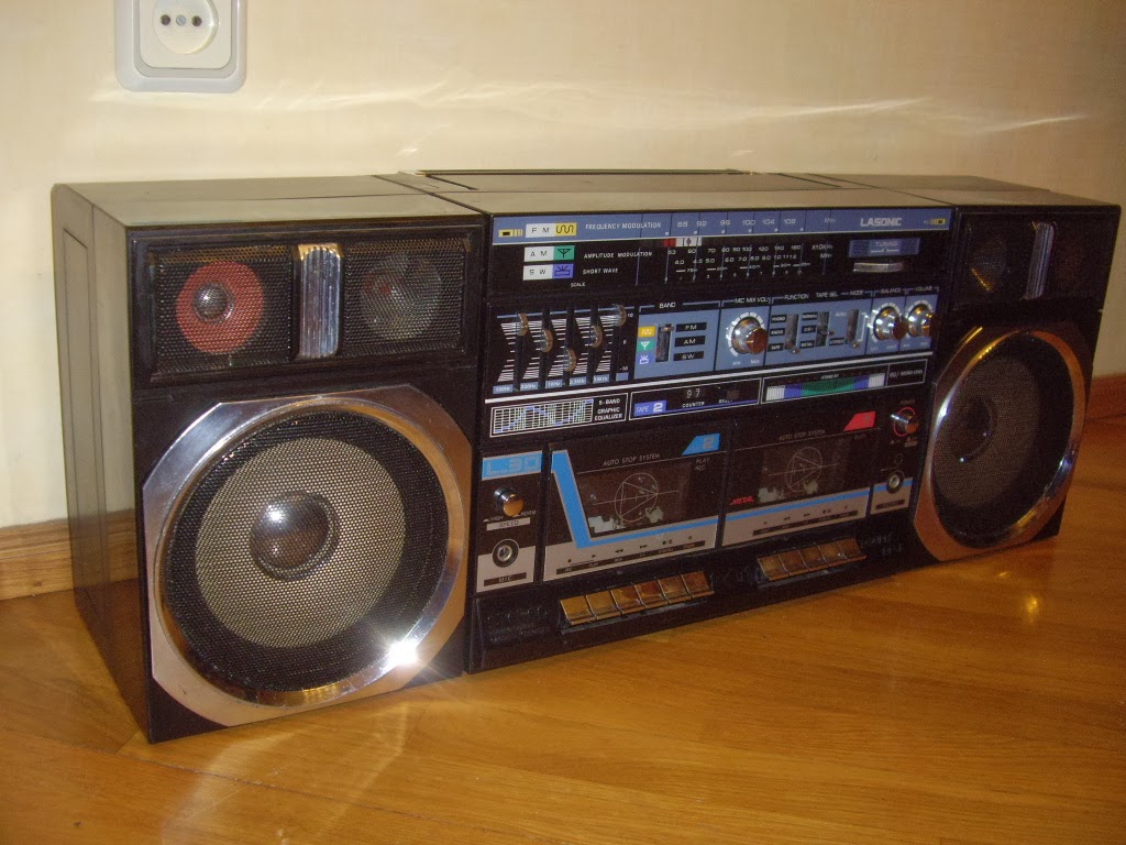 МАГНИТОЛиЯ - бумбоксы, магнитофоны и магнитолы!: Lasonic L-30. Третий ...