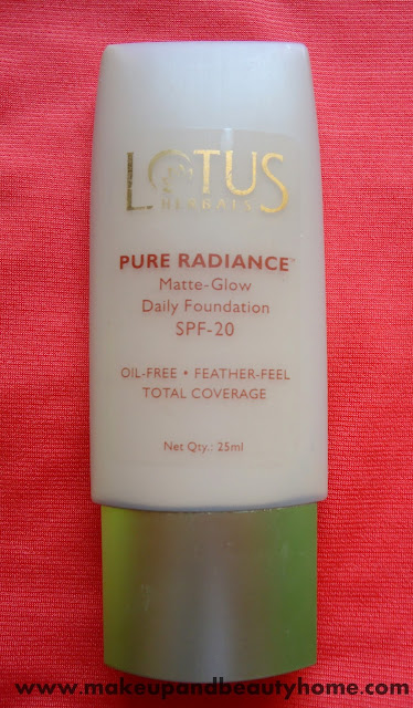 Lotus Herbals Pure Radiance Matte Glow Daily Foundation SPF 20 Soft ...