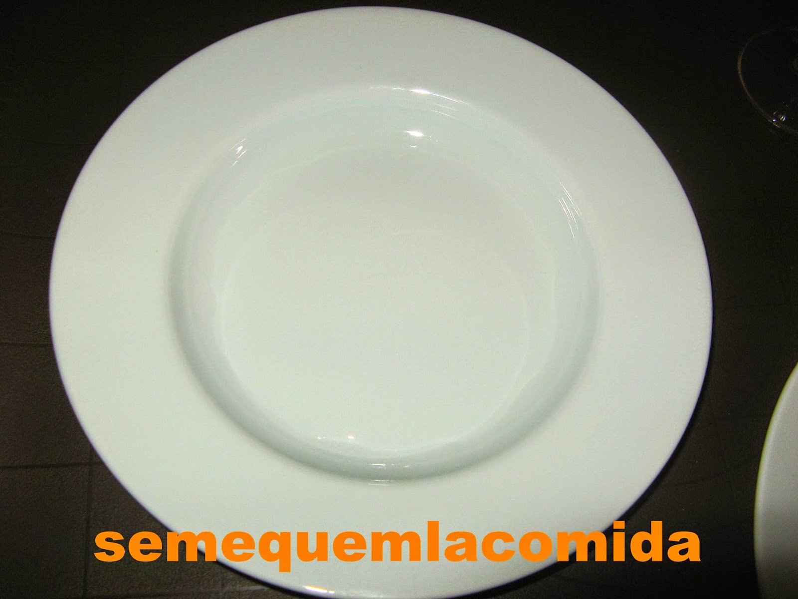 Se me quema la comida: ESCARCHAR EL BORDE DE UNA COPA DE CÓCTEL