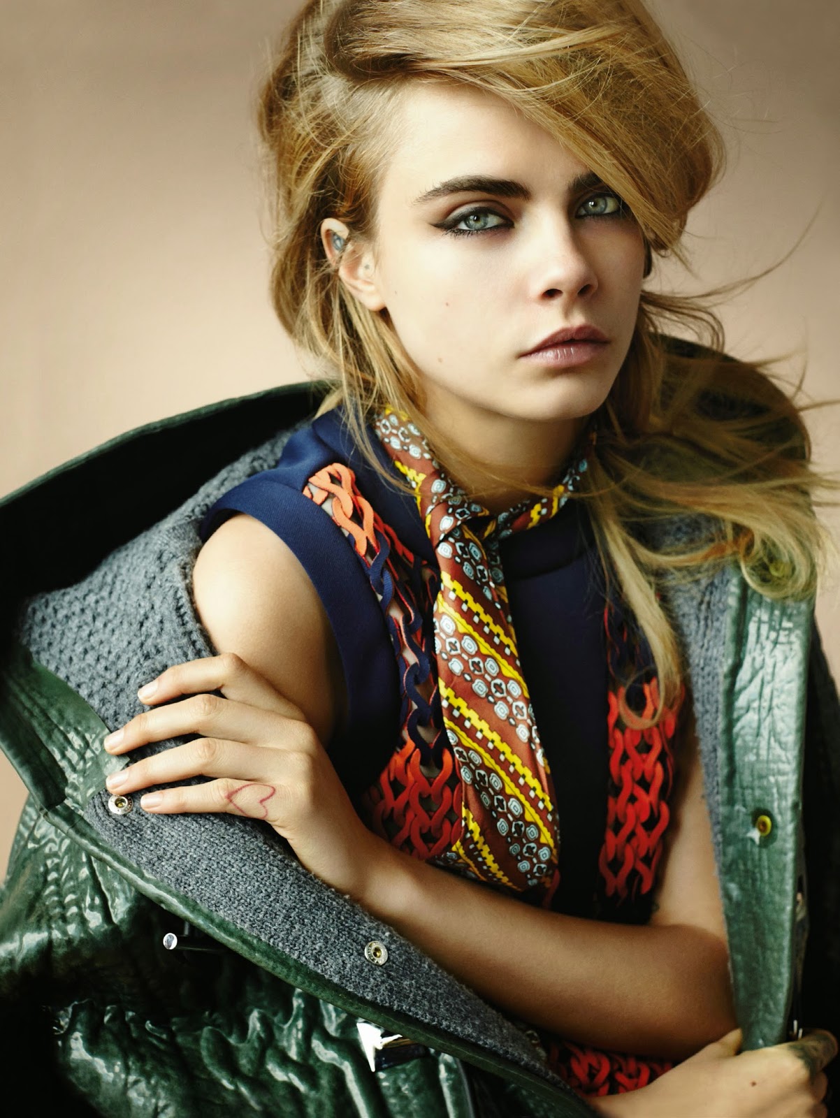 Cara Delevingne for Vogue UK September 2014 - The Lilac Mannequin