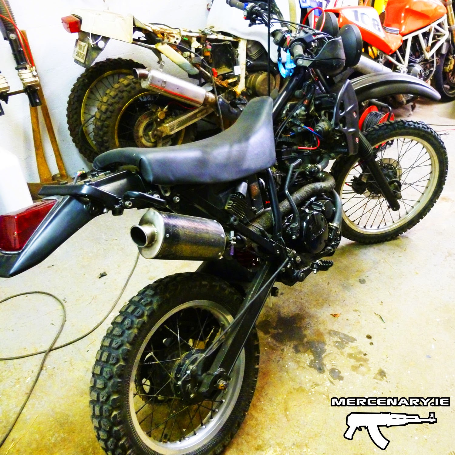 Mercenary Garage : Project Stealth KLR