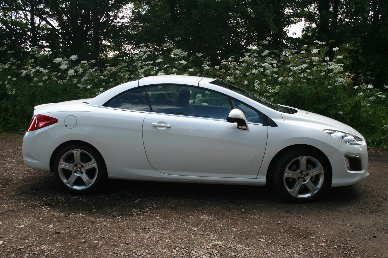 RobMcSorleyonCARS: 2012 Peugeot 308 CC FULL ROAD TEST