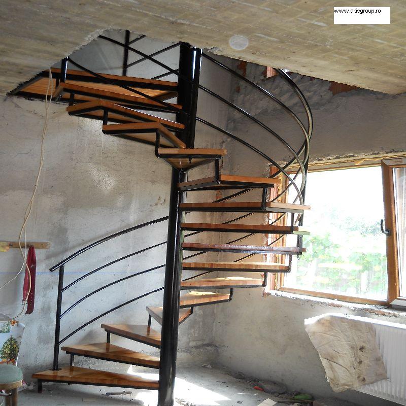 scari metalice: 2012