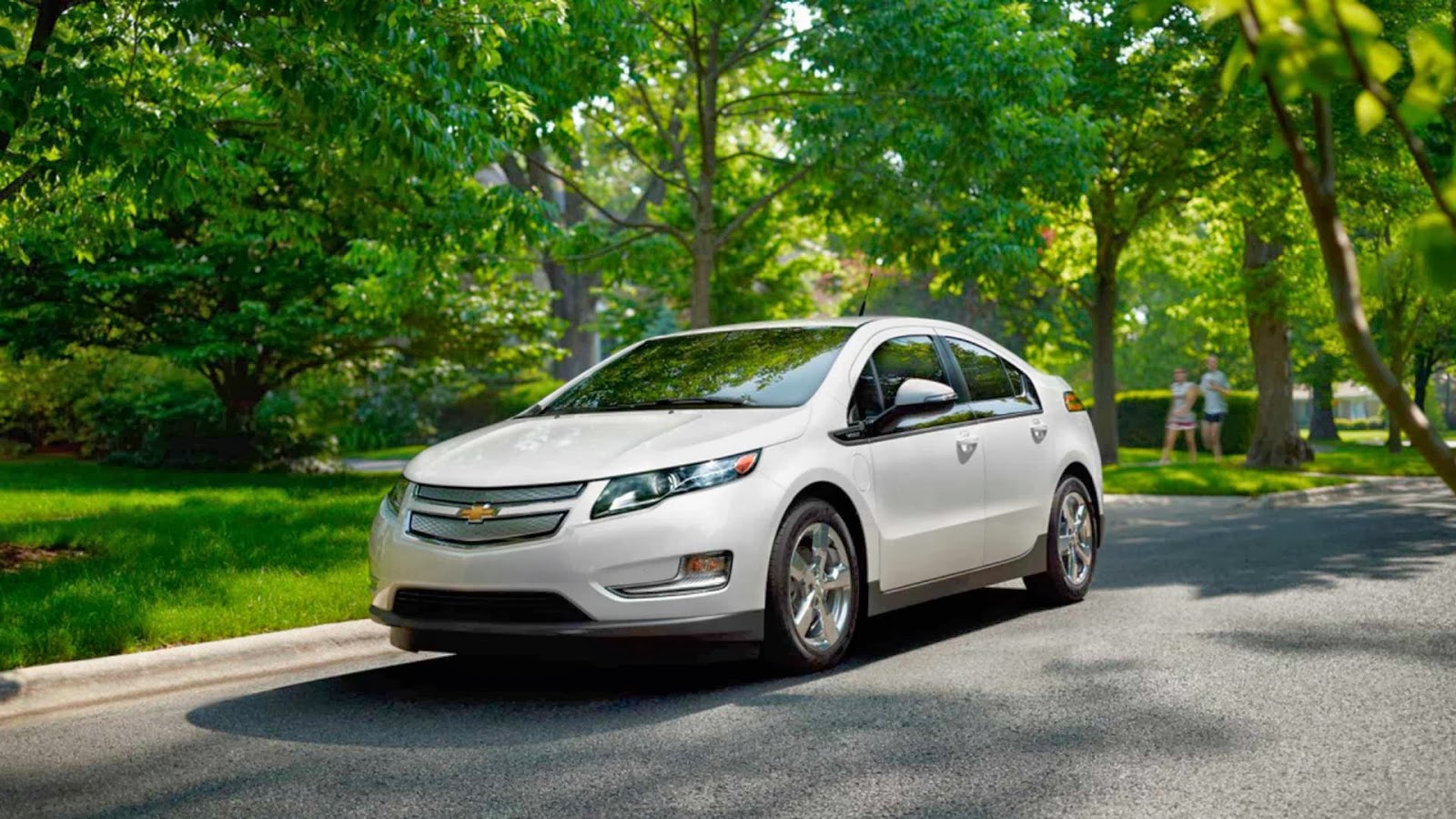 2014 Chevrolet Volt - Most trending Electric car - Mycarzilla