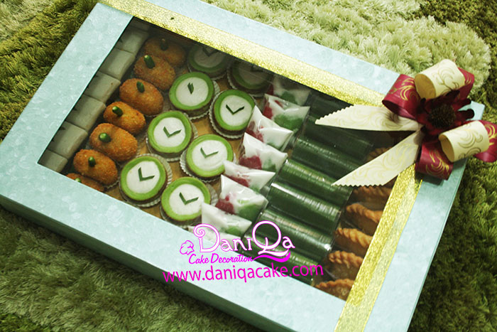 Sweety by Daniqa: Jajan Pasar Paket Cantik
