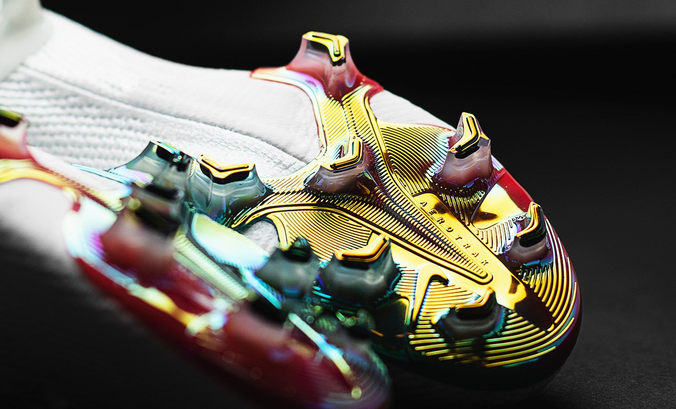 Nike 'Flash Crimson' Pack Revealed - Cancelled 2020 Olympics Pack ...