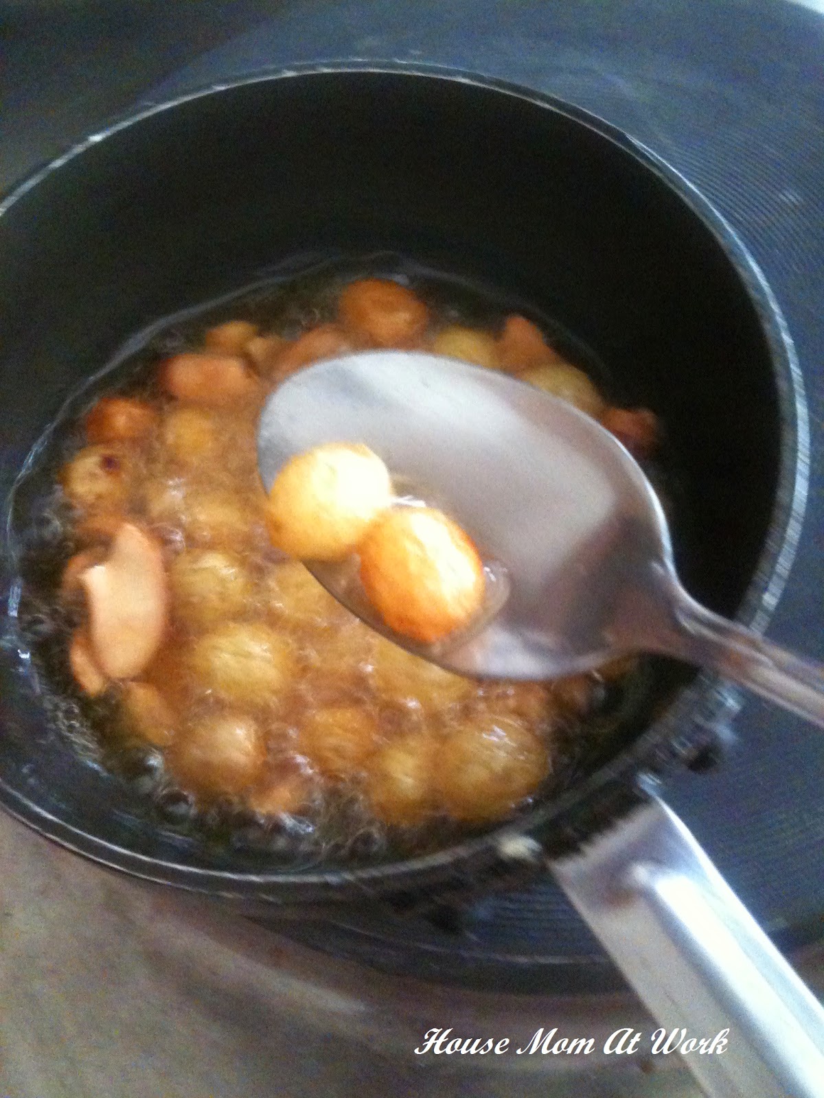 House Mom At Work: Paravannam / Pal Payasam / Kheer (Indian Rice Pudding)