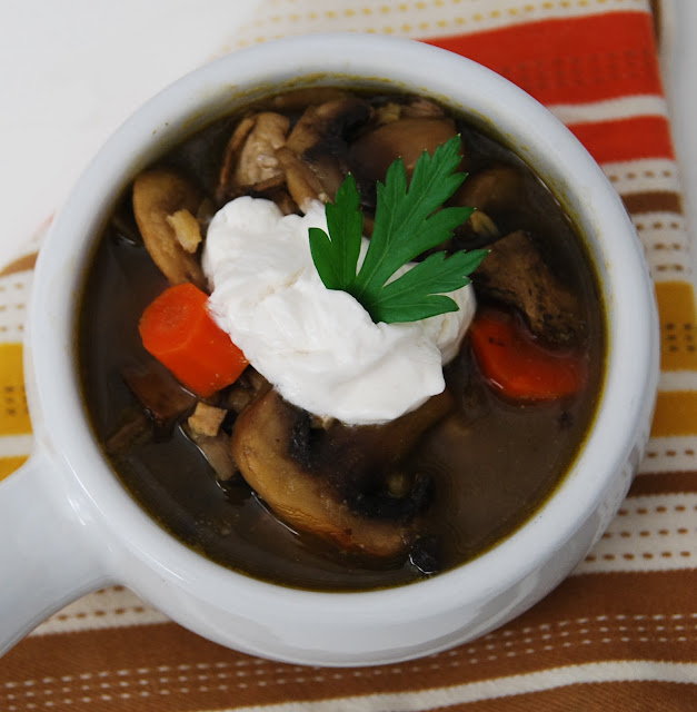 My Recession Kitchen...and garden: Mushroom Barley Soup