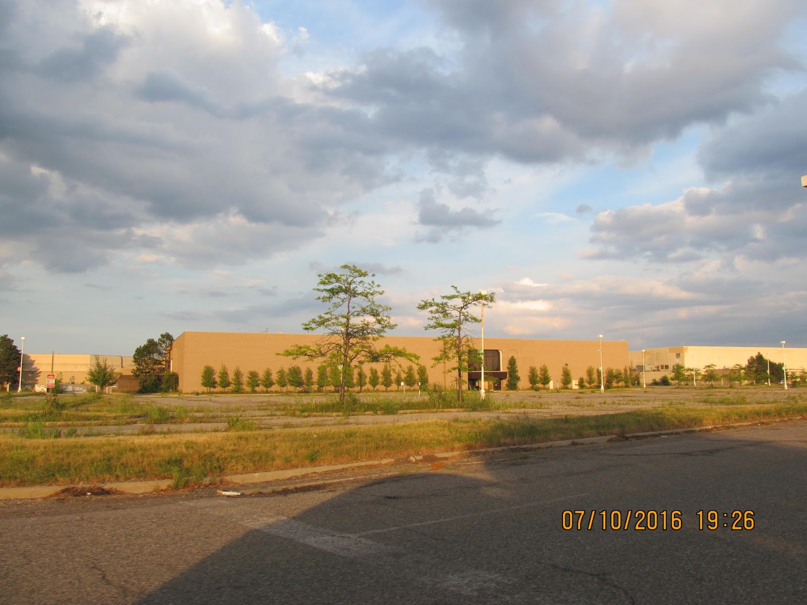 Trip to the Mall: Summit Place Mall- [Waterford Township (Pontiac ...