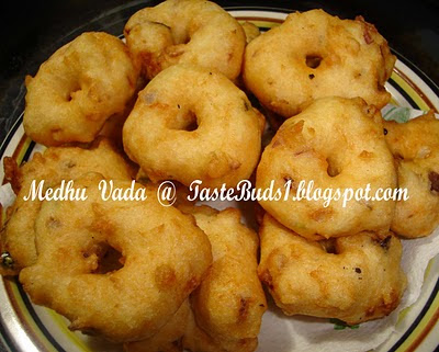 Taste Buds: Medhu Vada