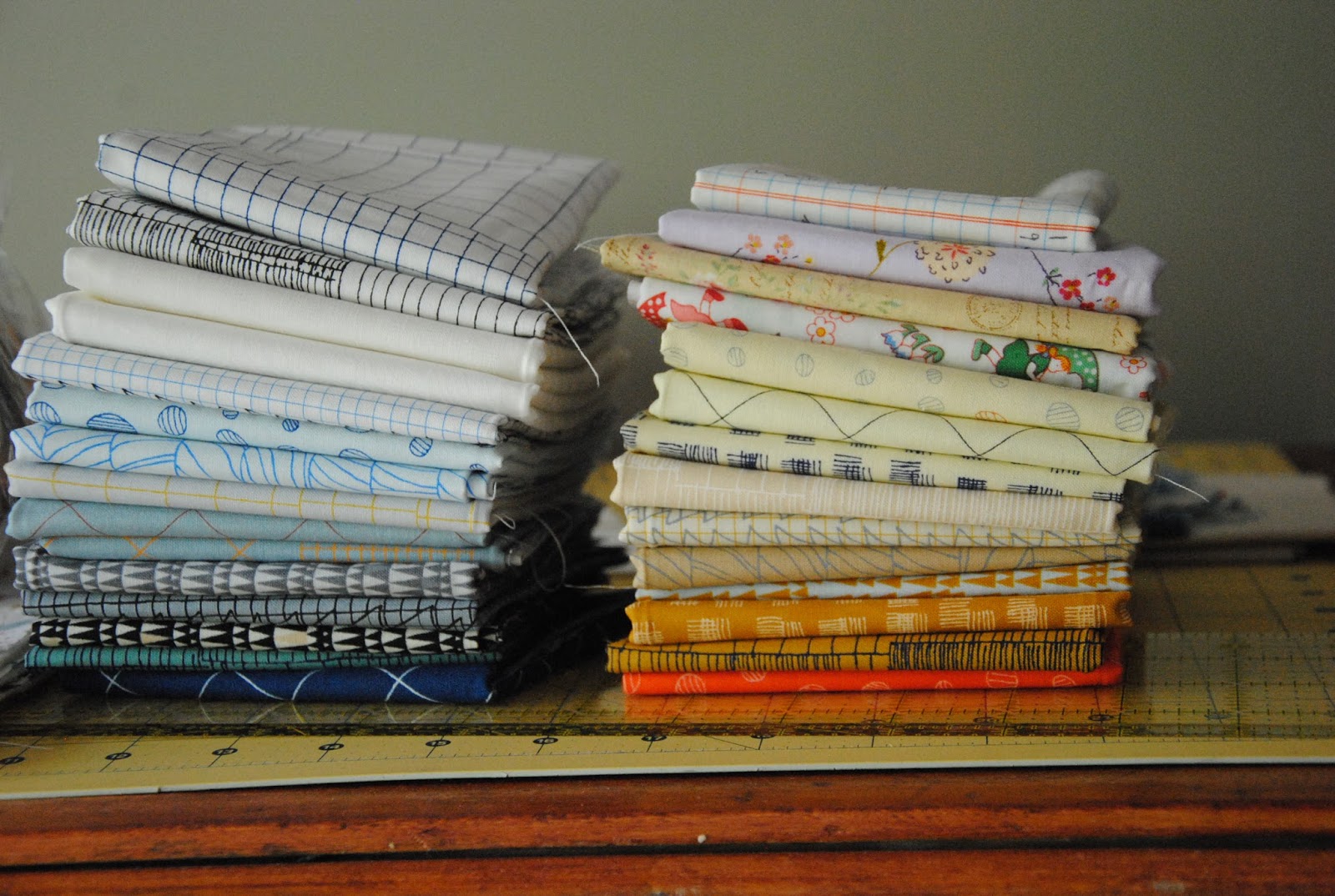 1/4" mark: Daily. patchwork. stitch