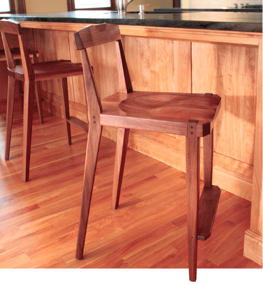 Ah! E se falando em madeira...: Projeto: build-tall-kitchen-chair