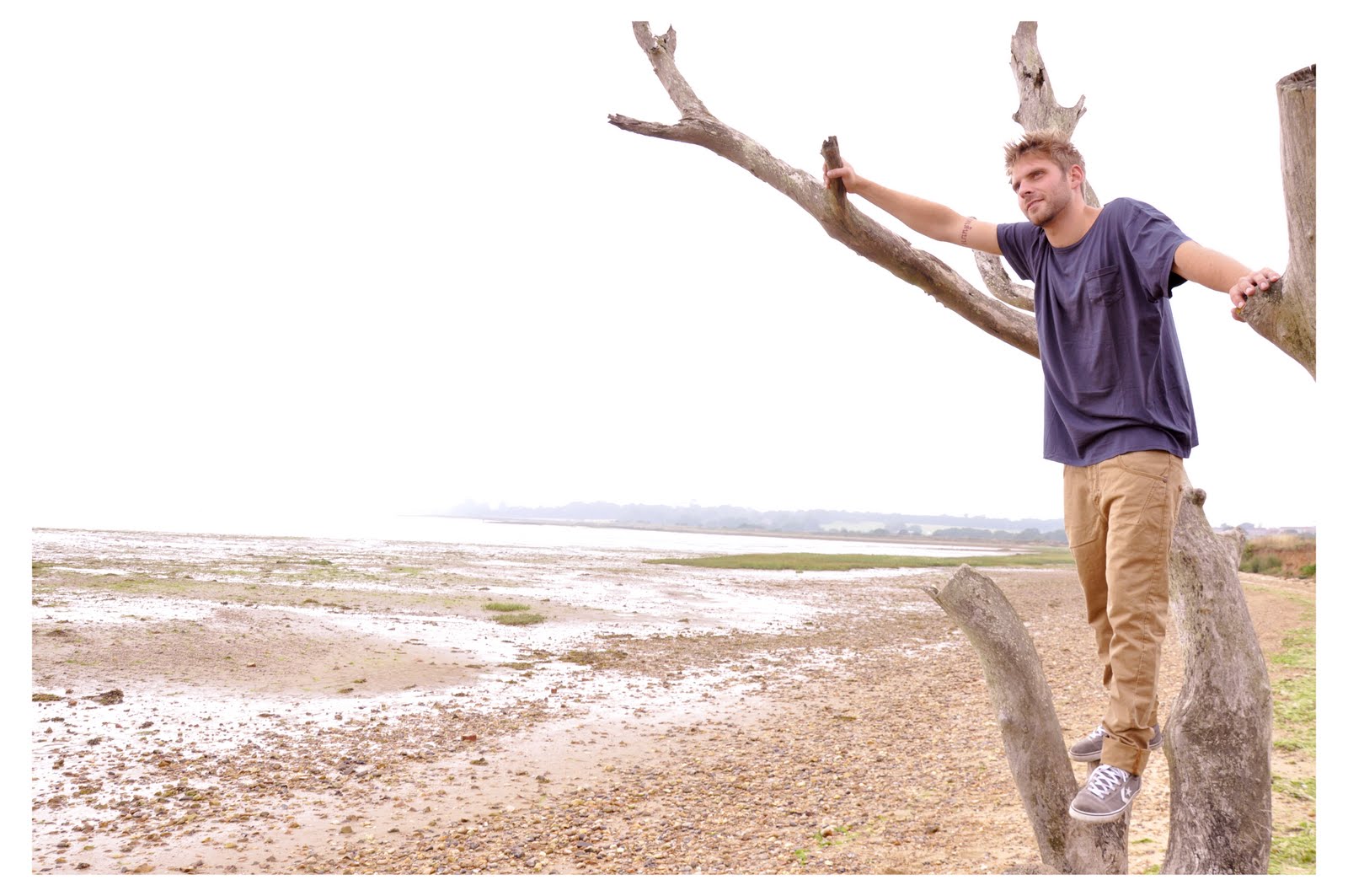 Sam Barker Photography: August 2011