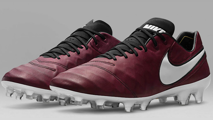 2016 Footy Headlines Boot Awards - Nike Tiempo Legend Pirlo Is the Best ...