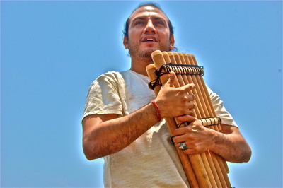 CULTURA PUCALLPA: HERBERT QUINTEROS