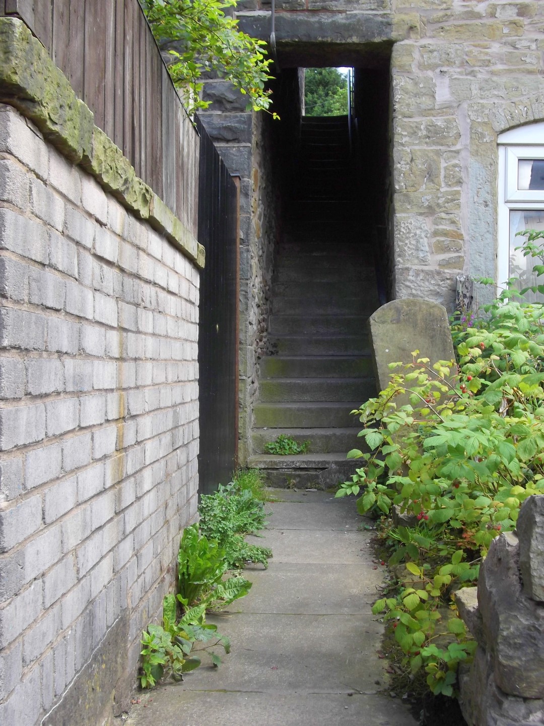 Haslingden Old and New...: SOME of the GINNELS, ALLEYWAYS AND SNICKETS ...