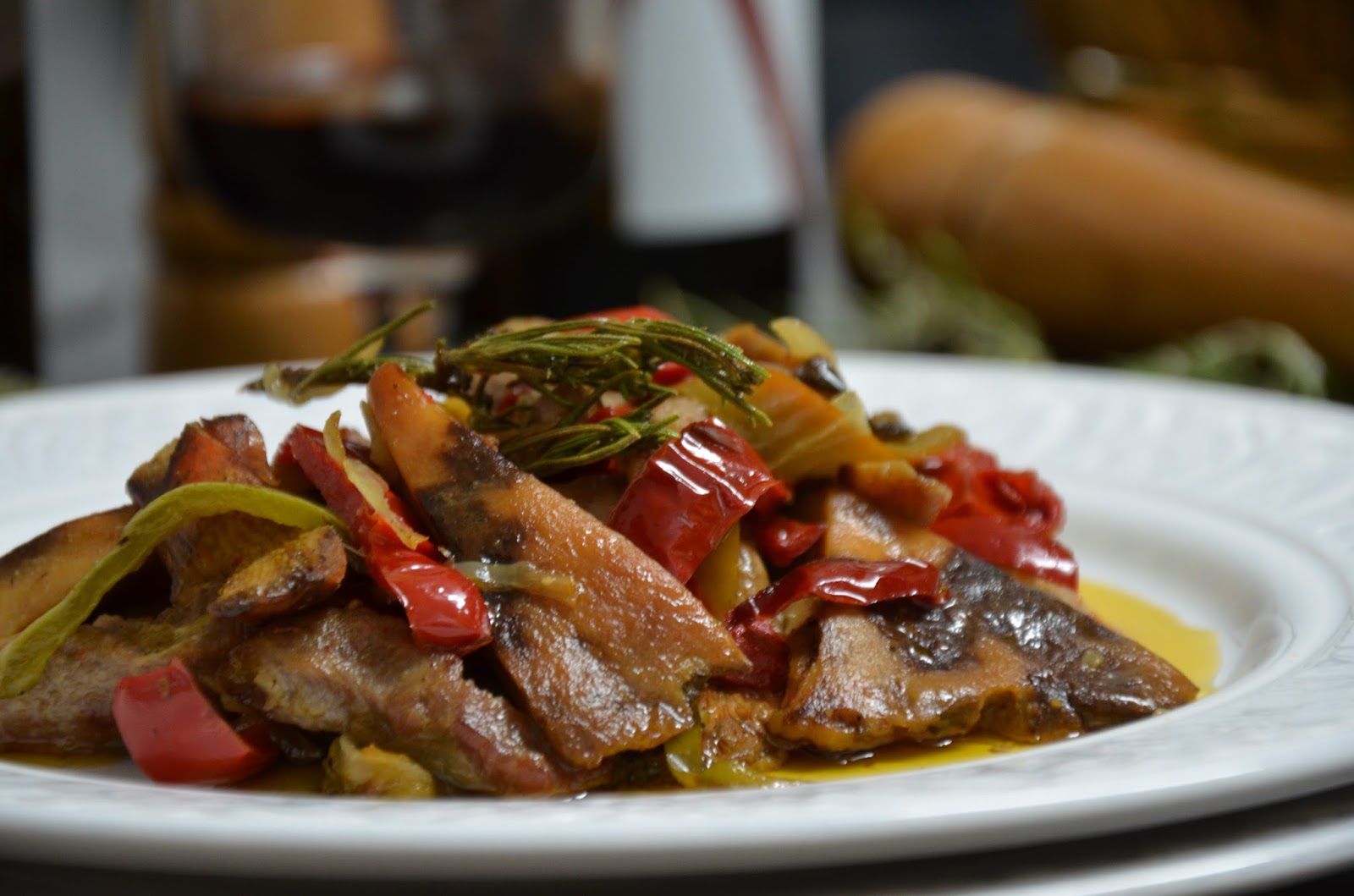 ROBELLONES SALTEADOS CON VERDURAS Y SECRETO IBERICO