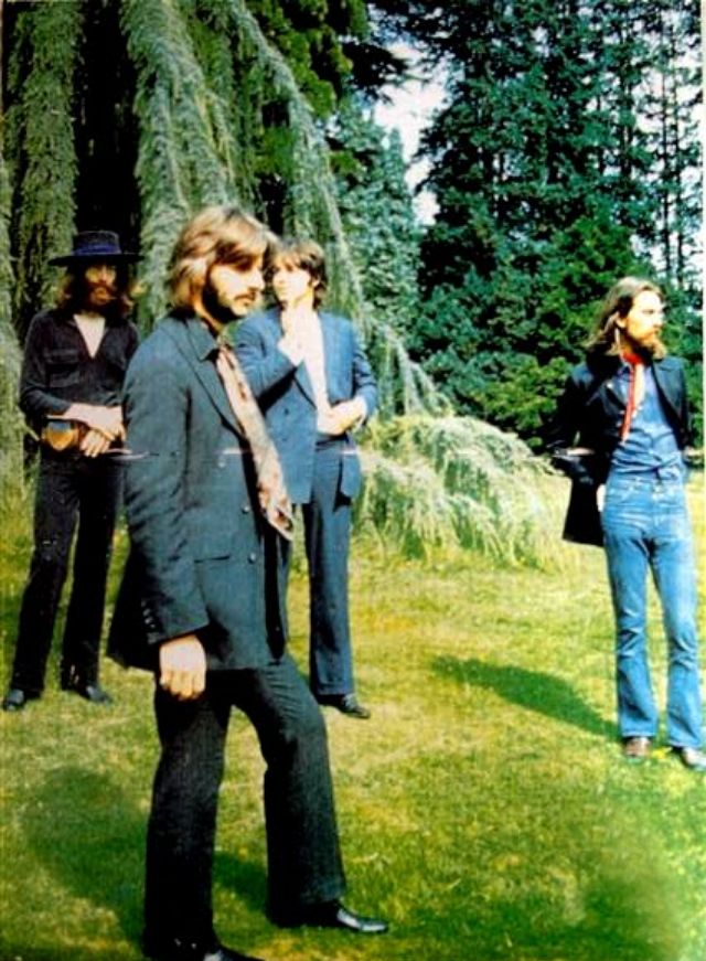 30 Rare Color Photographs From The Beatles' Very Last Photo Shoot at ...