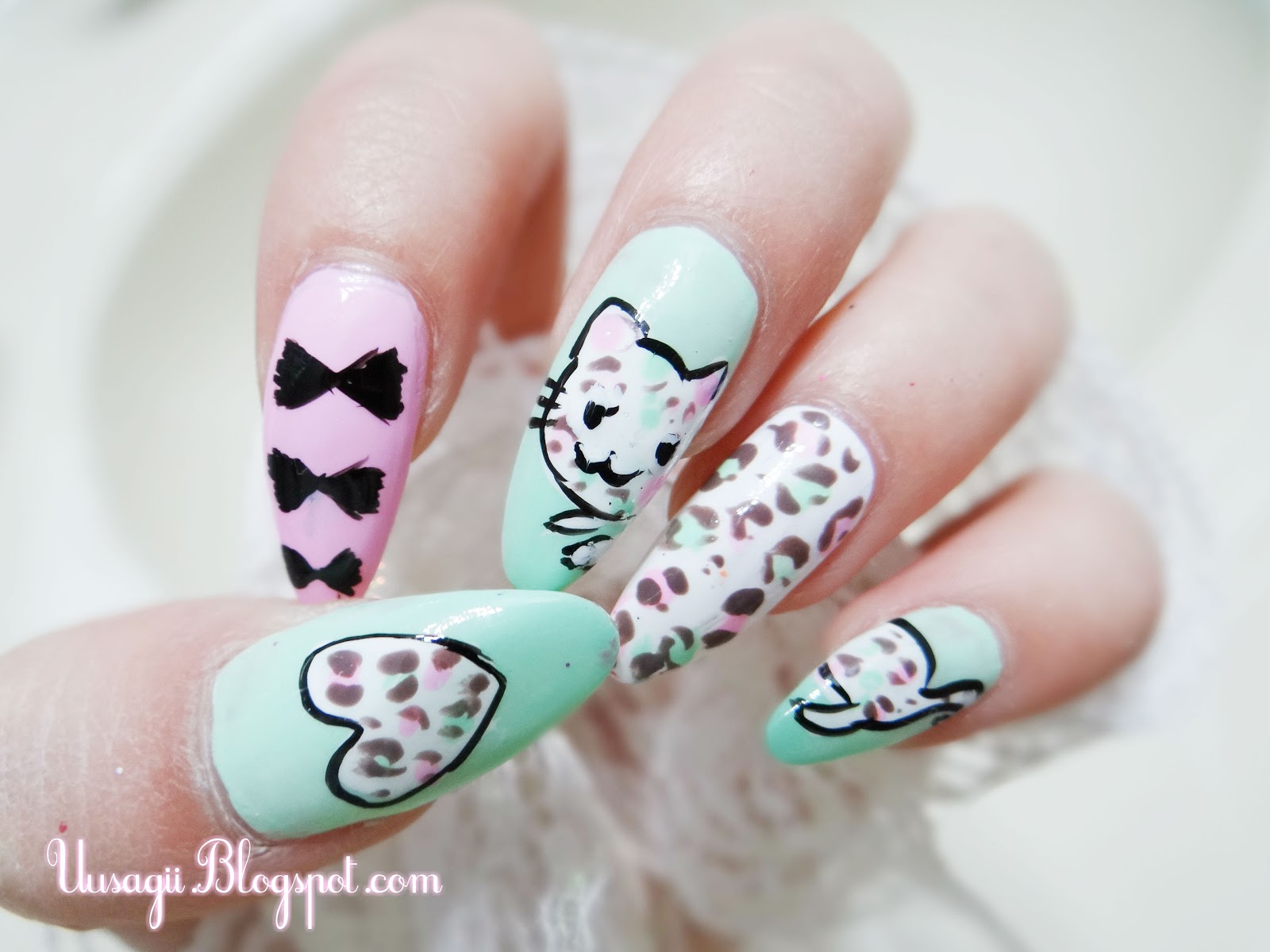 Hello! Usagi ♥: It's Fall! + Mint nails