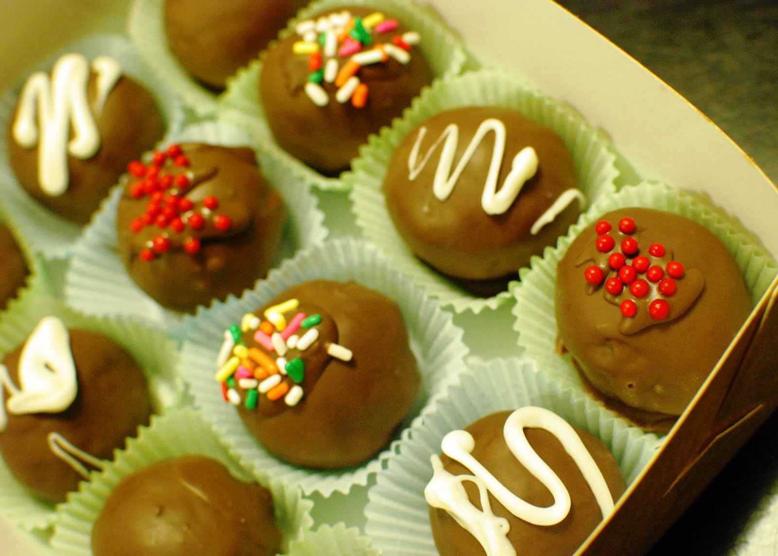 Little Sweets by Three D's: Valentines Gift Chocolate Cake Balls for Ed