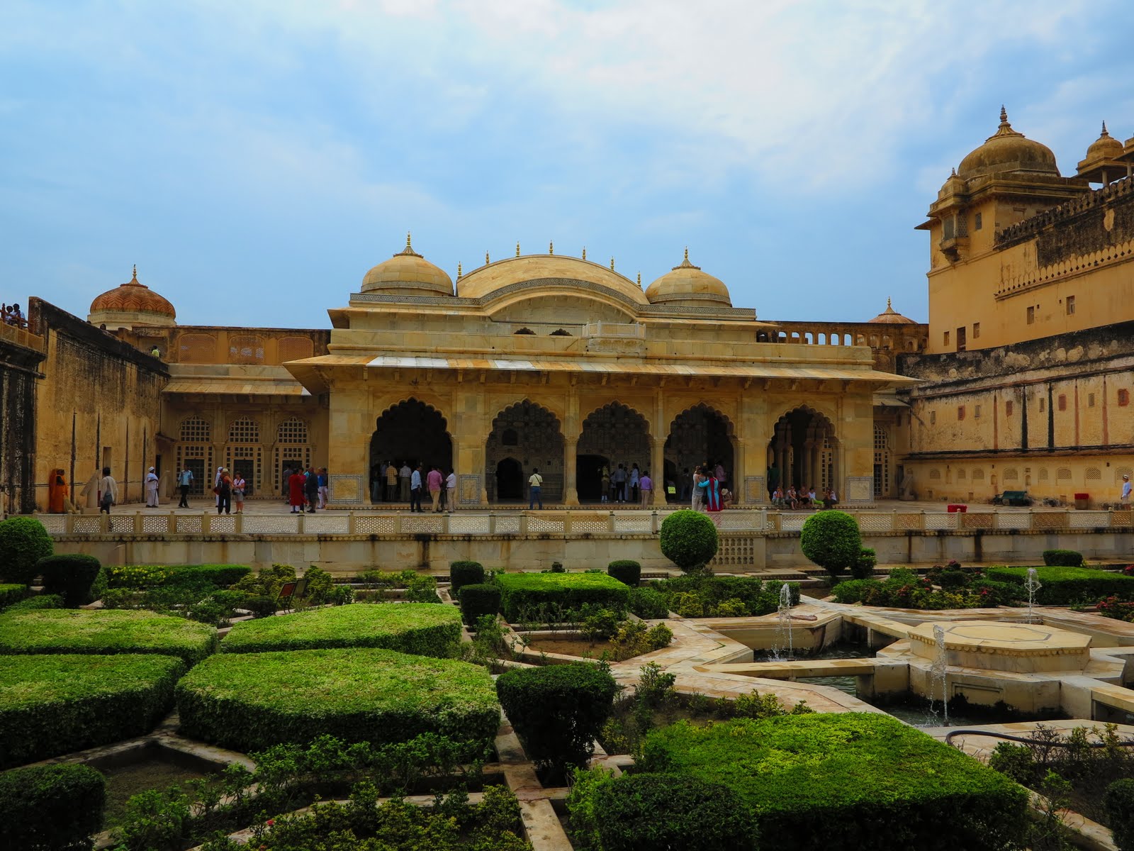 Um Mundo Pela Frente !: Índia: Tordi Garh e Jaipur, percorrendo o Rajastão!