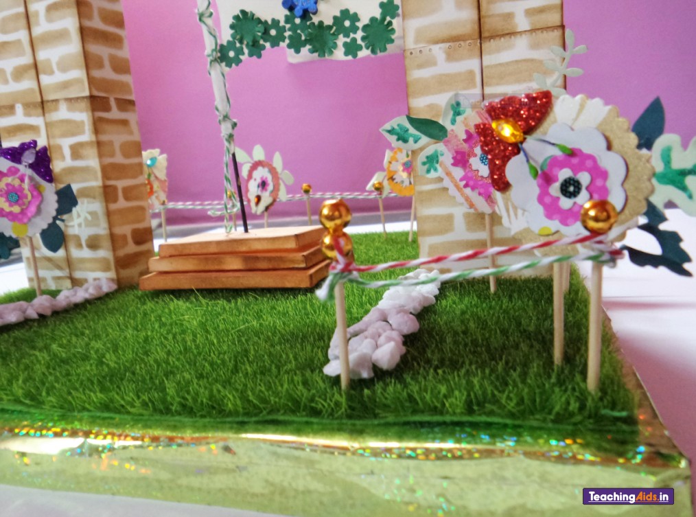 TeachingAids: 3-D model of India Gate with Flag activity!