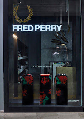RetailStoreWindows.com: Fred Perry, London