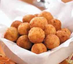 Taukuose virti bulvių kukuliai (kroketai)