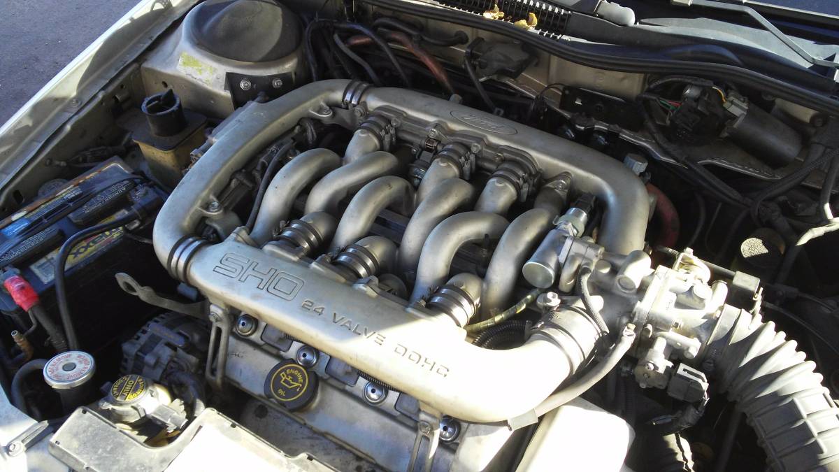 Yamahahahaha! 1989 Ford Taurus SHO - DailyTurismo