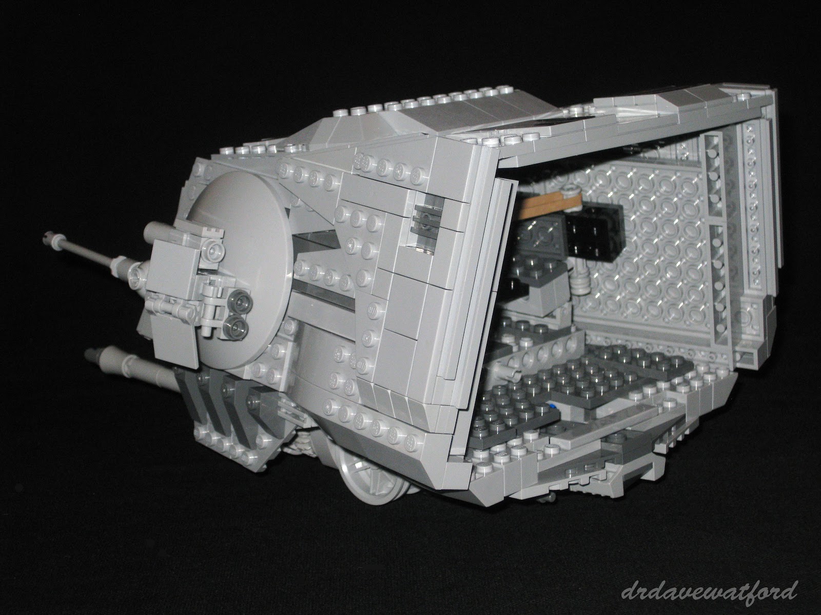 Gimme Lego: UCS AT-AT : Heady Days