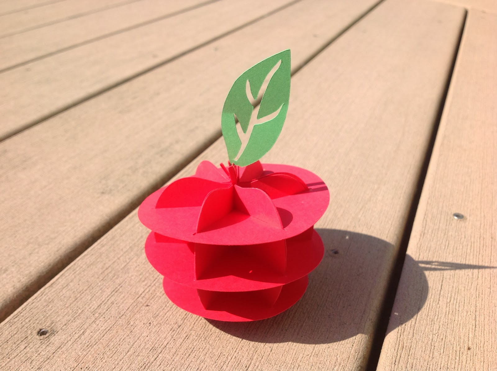 Papercrafts and other fun things: Sliceform Pumpkin and Apple